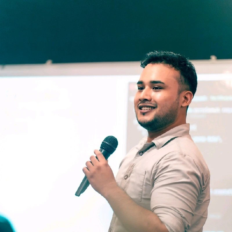 Prashant Koirala - Full Stack Developer | React, Next.js, Vue.js Expert